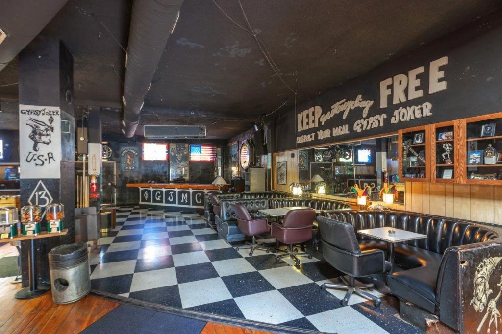 Gypsy Jokers Motorcycle Club clubhouse now for sale - KPTV - FOX 12